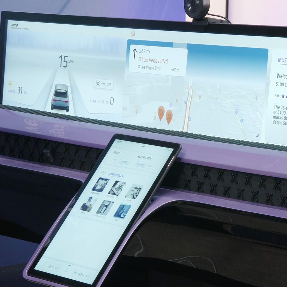 Innovative UX from Luxoft Automotive: Pillar-to-pillar display demo